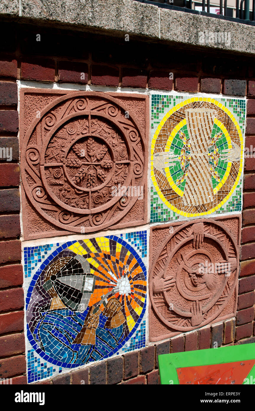 Heritage mural in Luton town centre, Bedfordshire, England, UK Stock ...