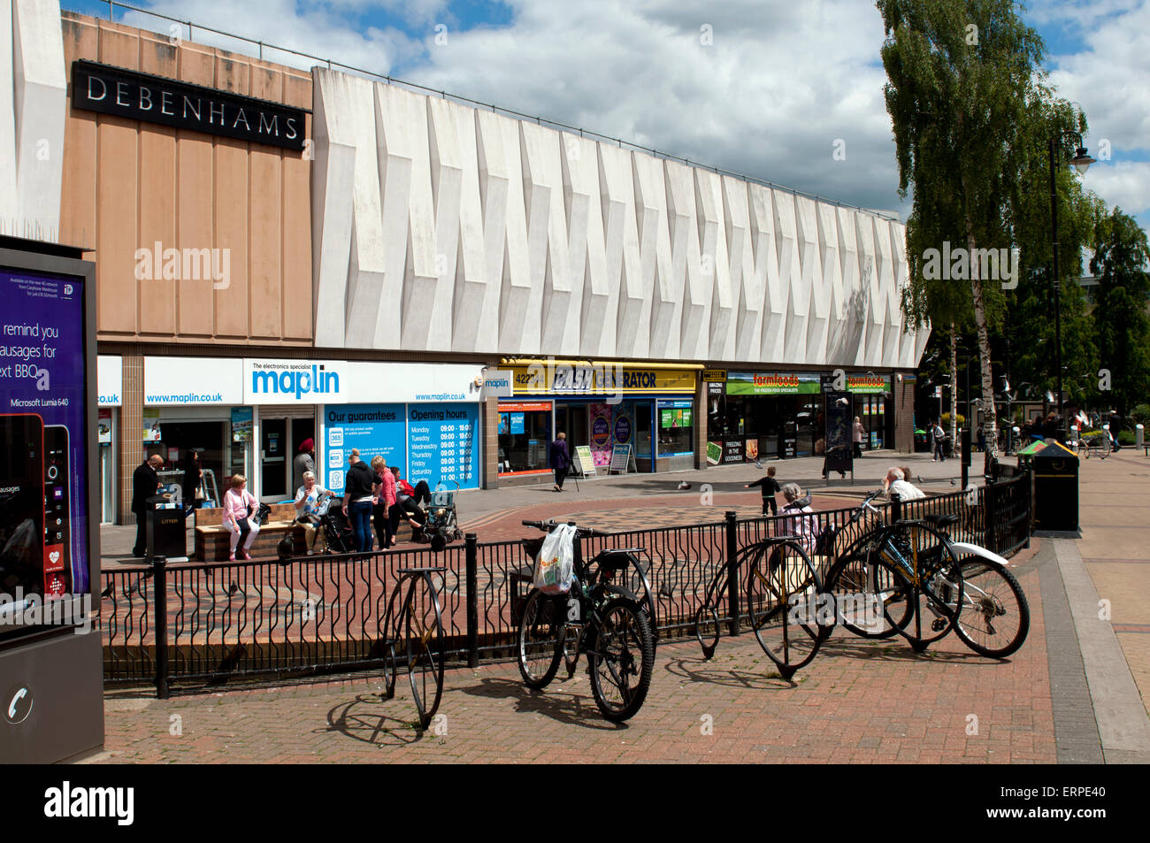 Shops town centre england britain uk gb hi-res stock photography and ...