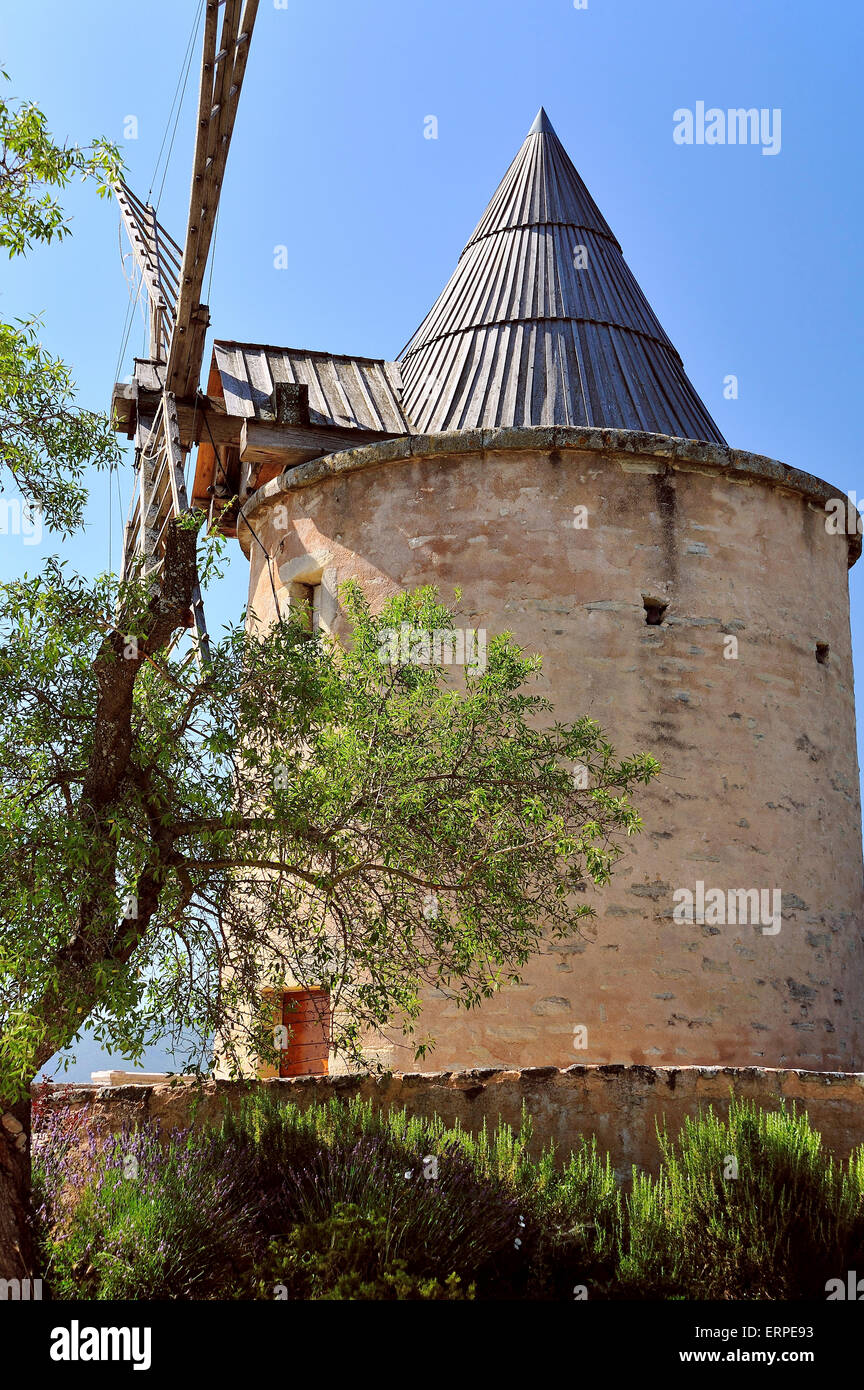 Windmill in the village Goult, Provence, Vaucluse, France Stock Photo ...