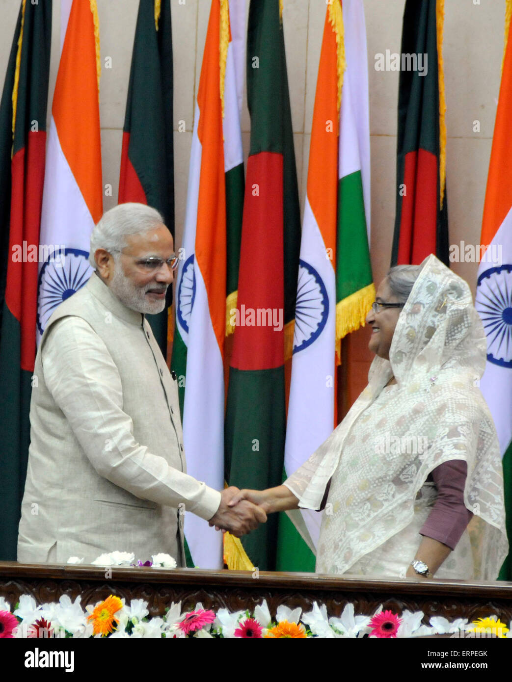 Sheikh hasina modi hi-res stock photography and images - Alamy