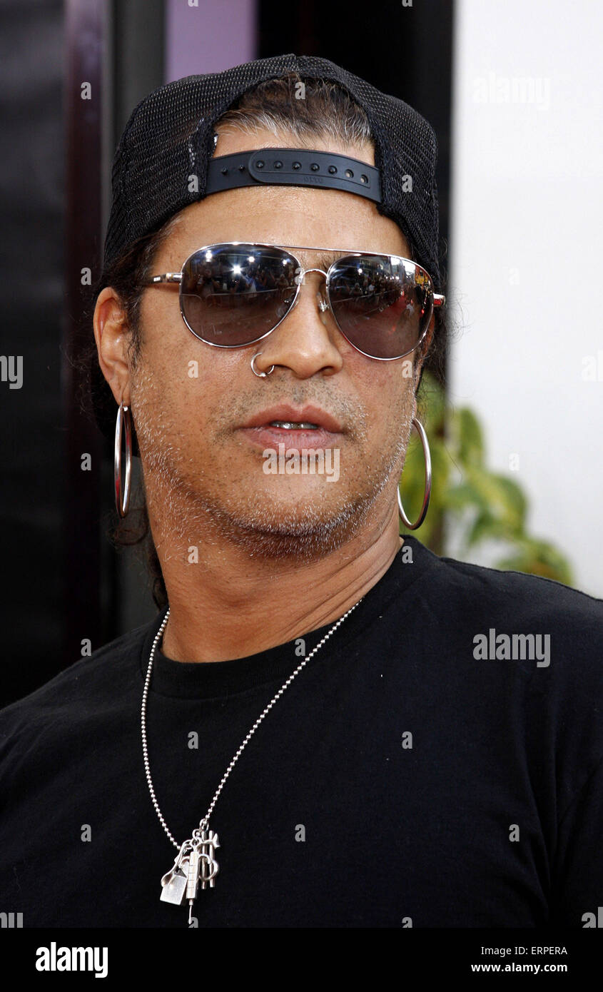 Slash at the Los Angeles premiere of 'The Mummy: Tomb Of The Dragon ...