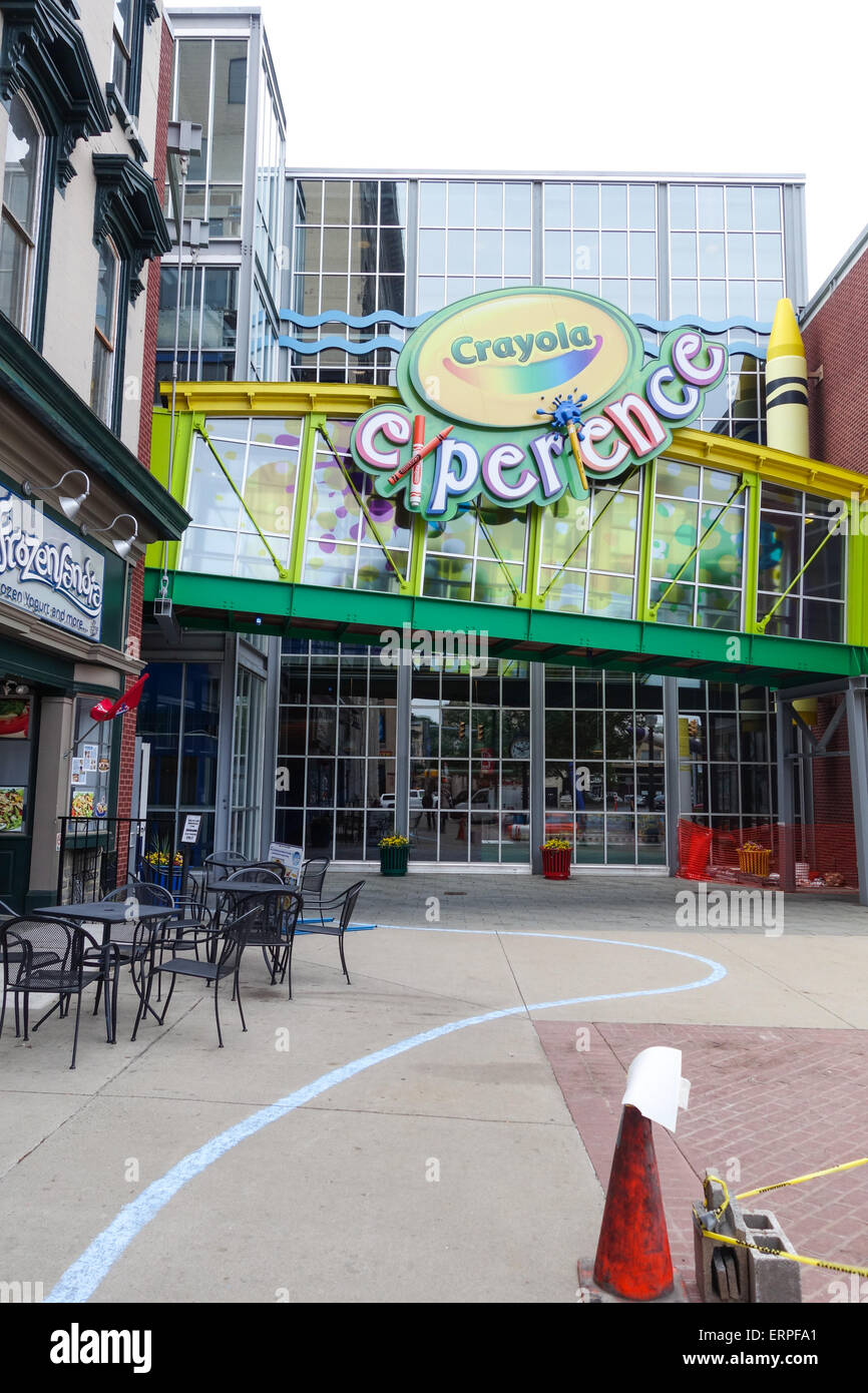 Crayola experience hi-res stock photography and images - Alamy