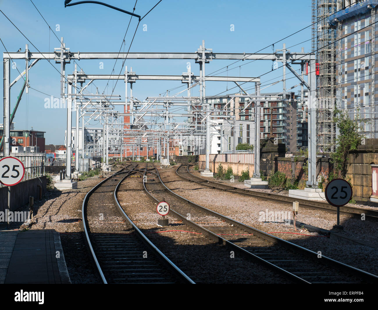 Manchester victoria station hi-res stock photography and images - Alamy