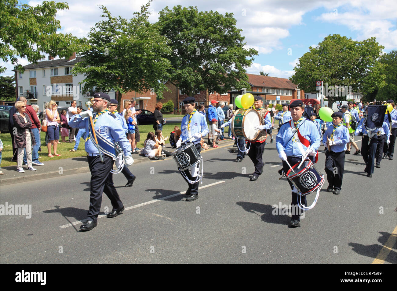 3rd Molesey (Matravers) Scout and Guide Band lead Molesey Carnival ...