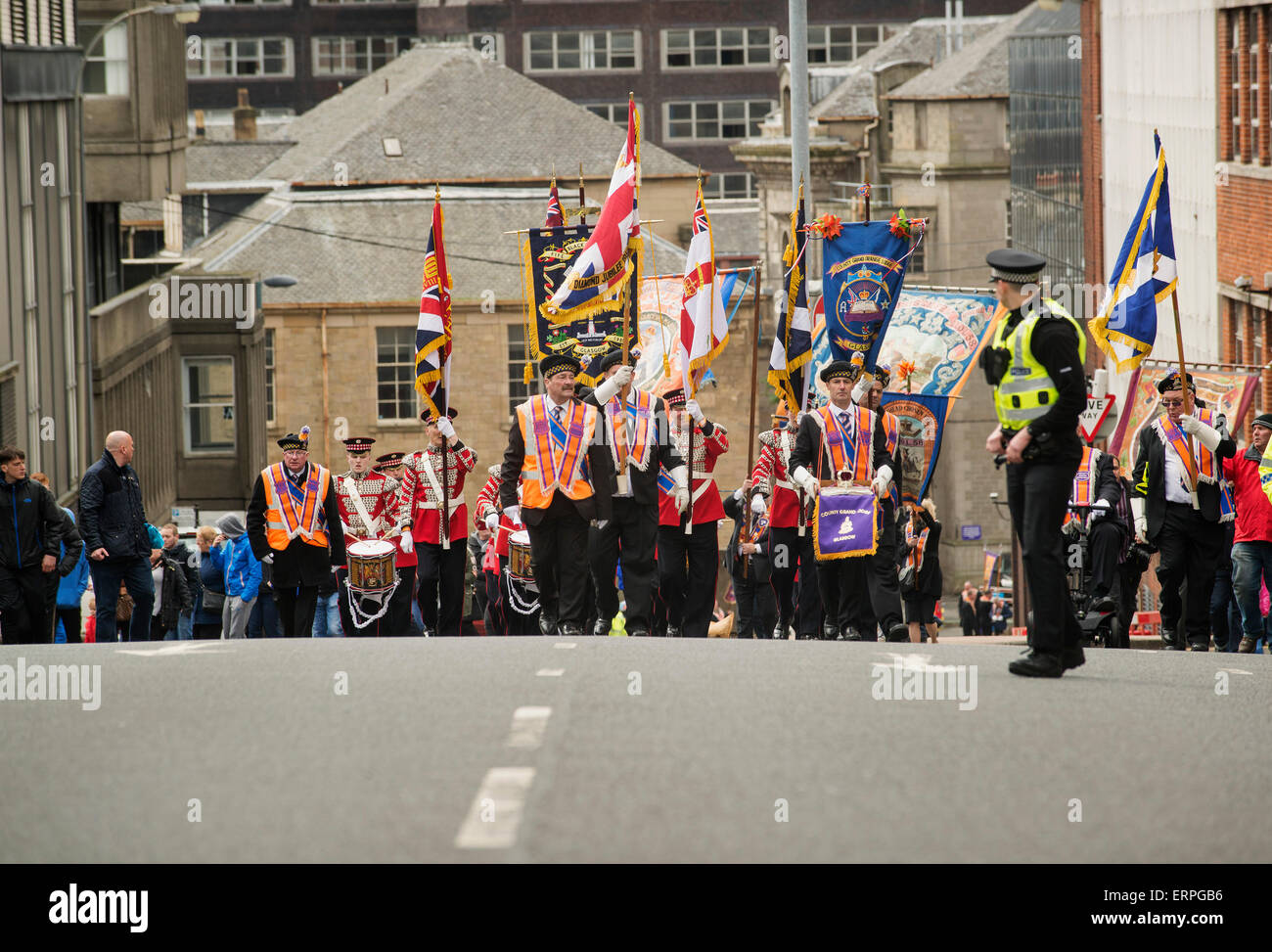 Orange order orange lodge orangemen hi-res stock photography and images ...