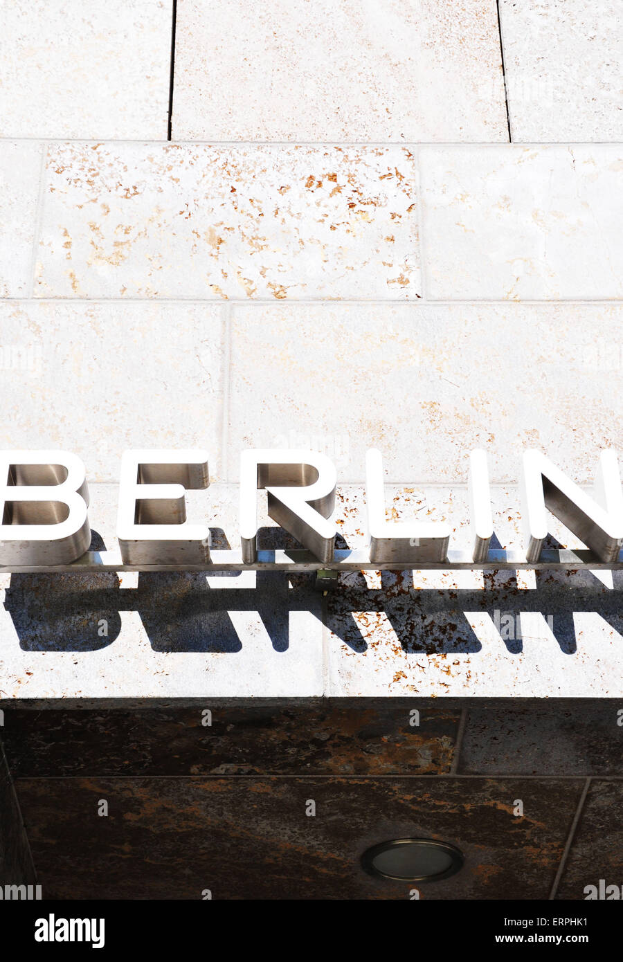 Berlin sign hi-res stock photography and images - Alamy