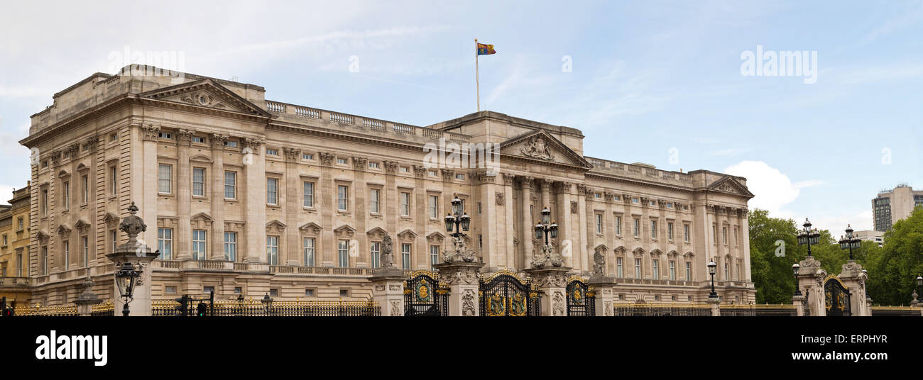 Buckingham palace panoramic hi-res stock photography and images - Alamy