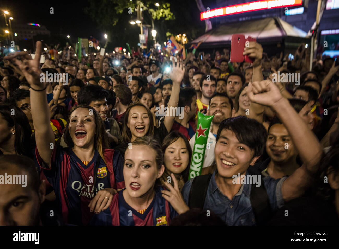 Canaletas fountain hi-res stock photography and images - Alamy