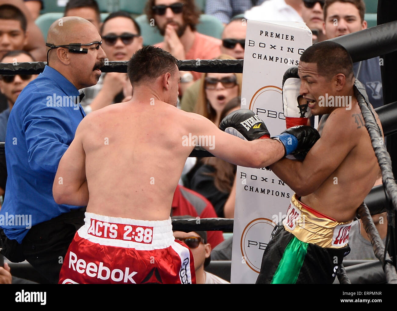 Boxing network robert hi-res stock photography and images - Alamy