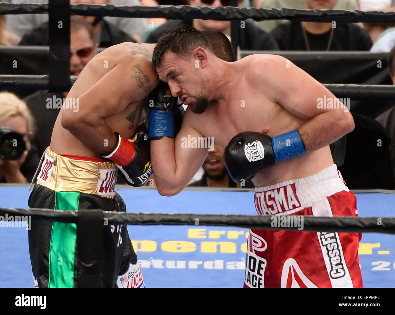 Nbc boxing network hi-res stock photography and images - Alamy