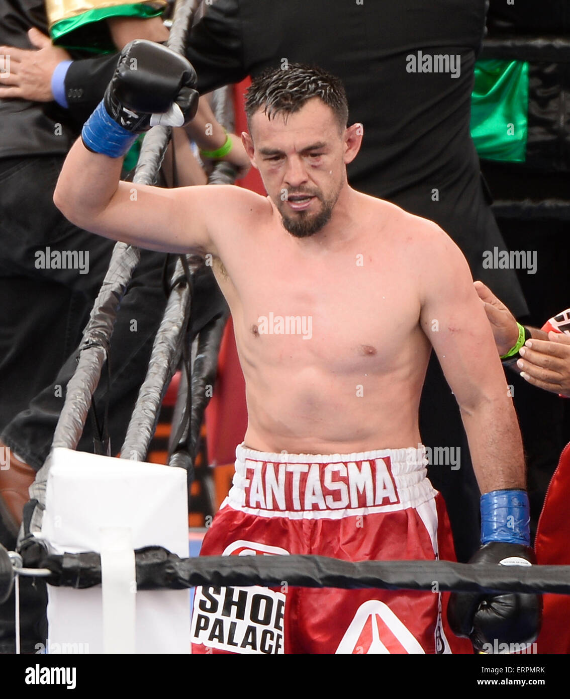 Boxing network robert hi-res stock photography and images - Alamy