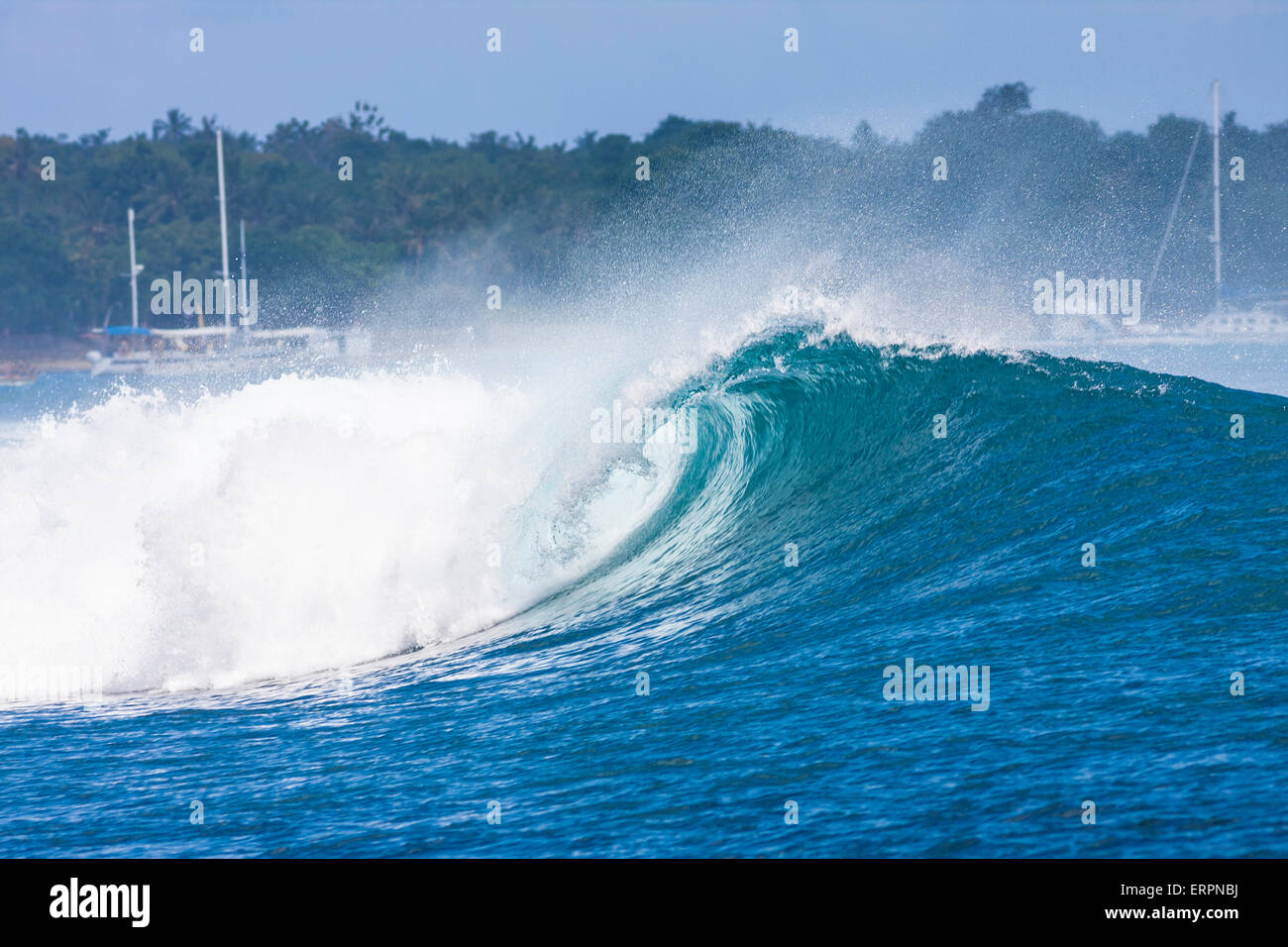 Wave power hi-res stock photography and images - Alamy