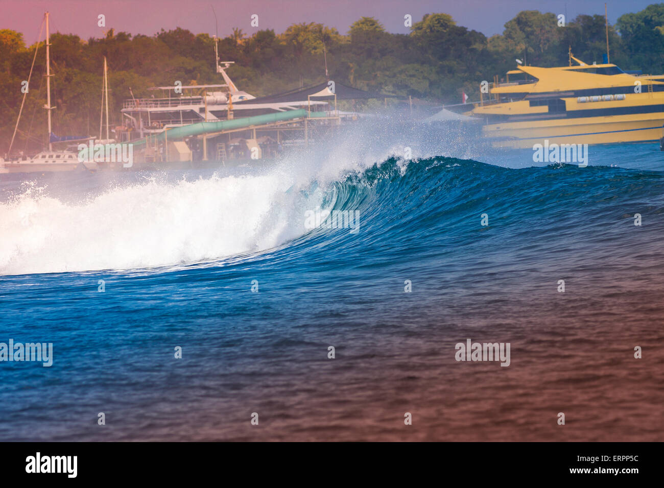 Ocean wave power hi-res stock photography and images - Alamy