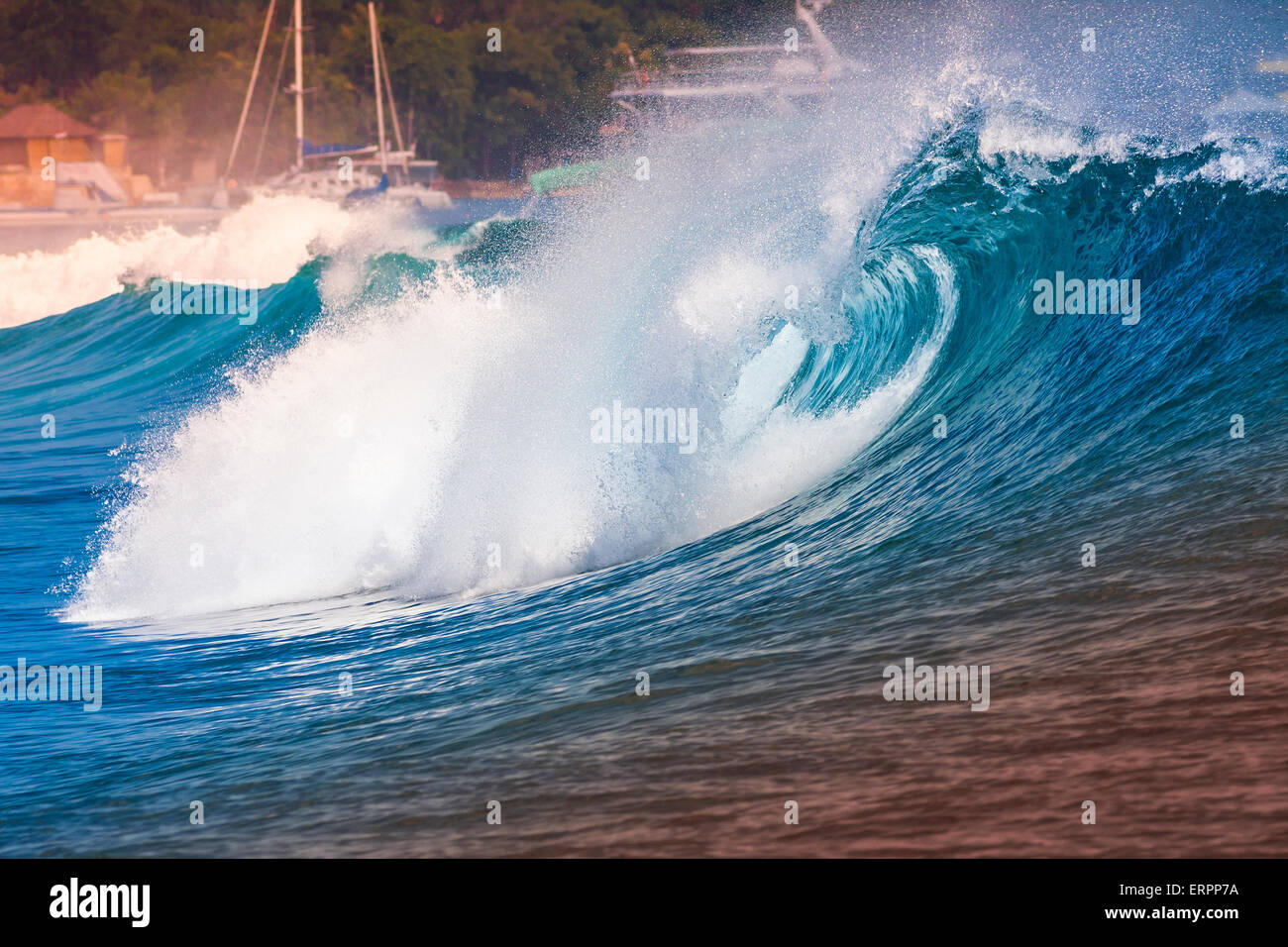 Ocean wave power hi-res stock photography and images - Alamy