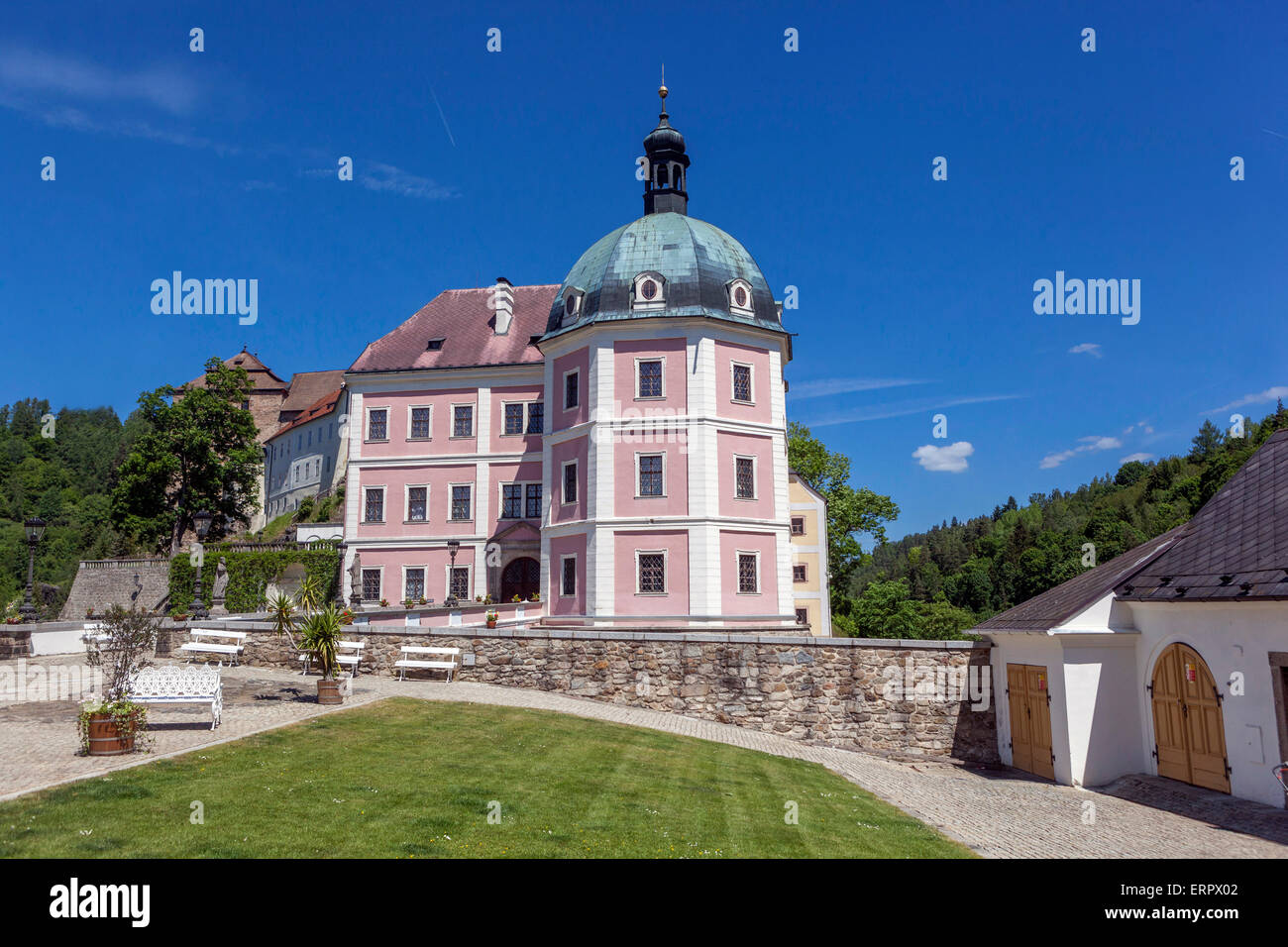 Historic gothic baroque architecture hi-res stock photography and ...