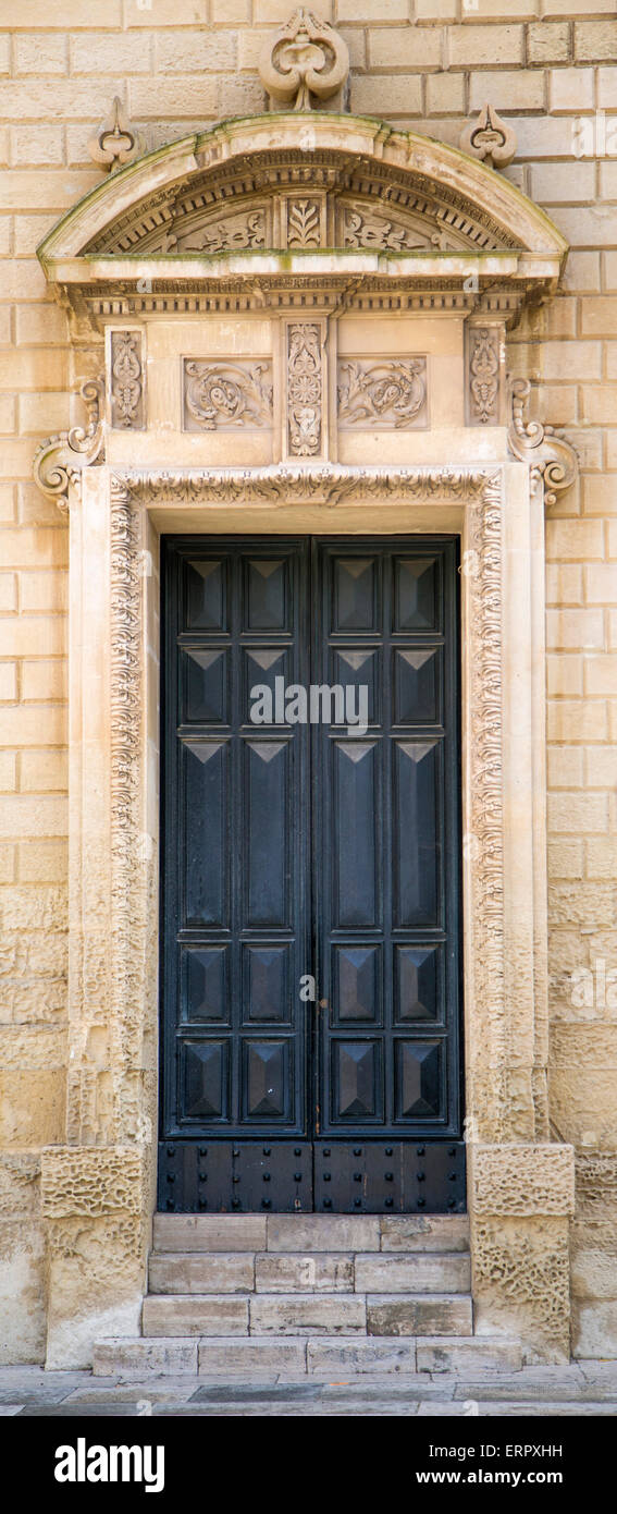 Old door from Bari, Italy Stock Photo - Alamy
