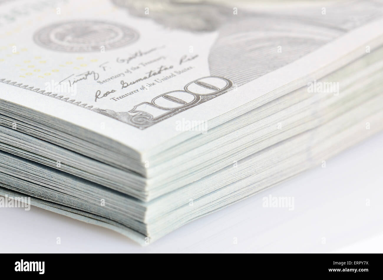 close up bundle of hundred dollars bank notes Stock Photo - Alamy