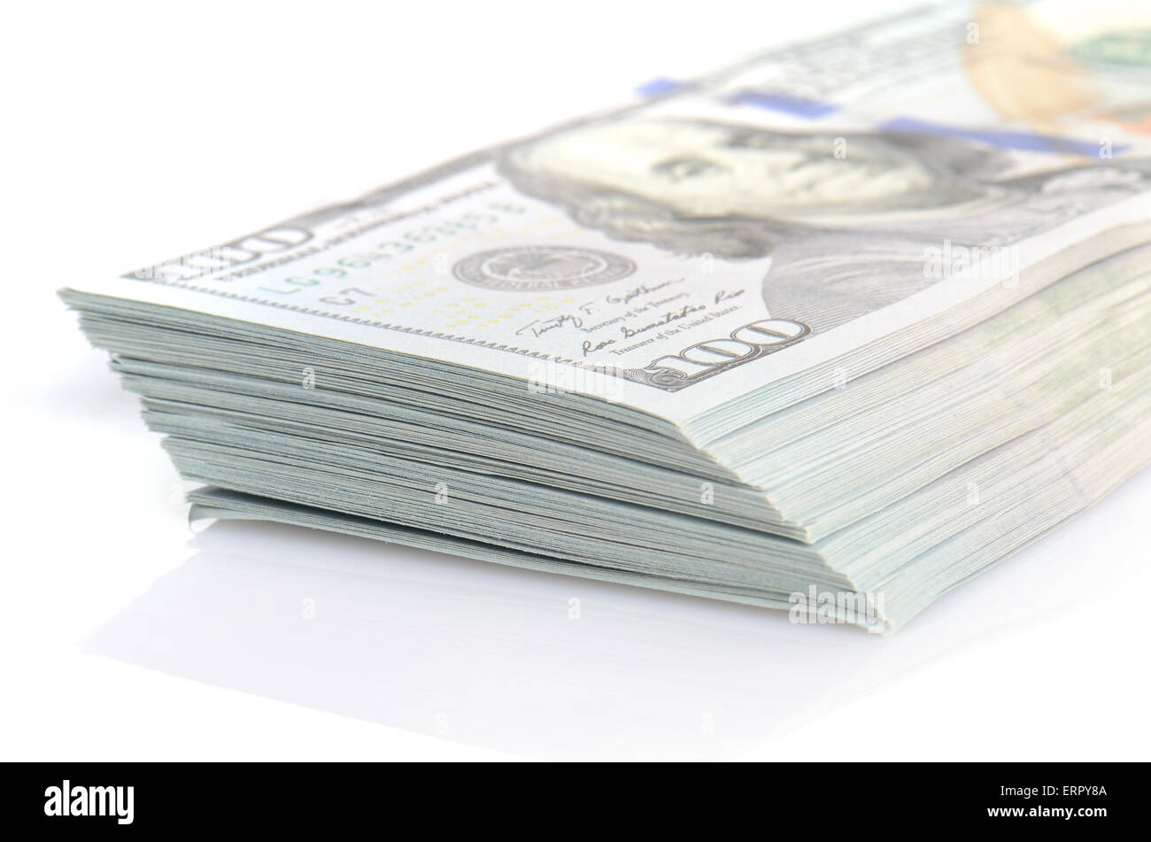 close up bundle of hundred dollars bank notes Stock Photo - Alamy