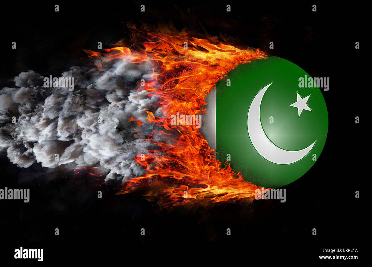 Pakistan flag burn hi-res stock photography and images - Alamy