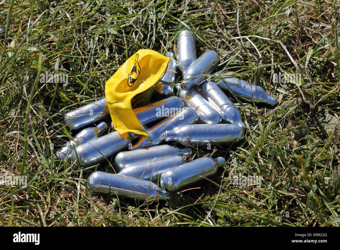 Nitrous oxide balloons hi-res stock photography and images - Alamy