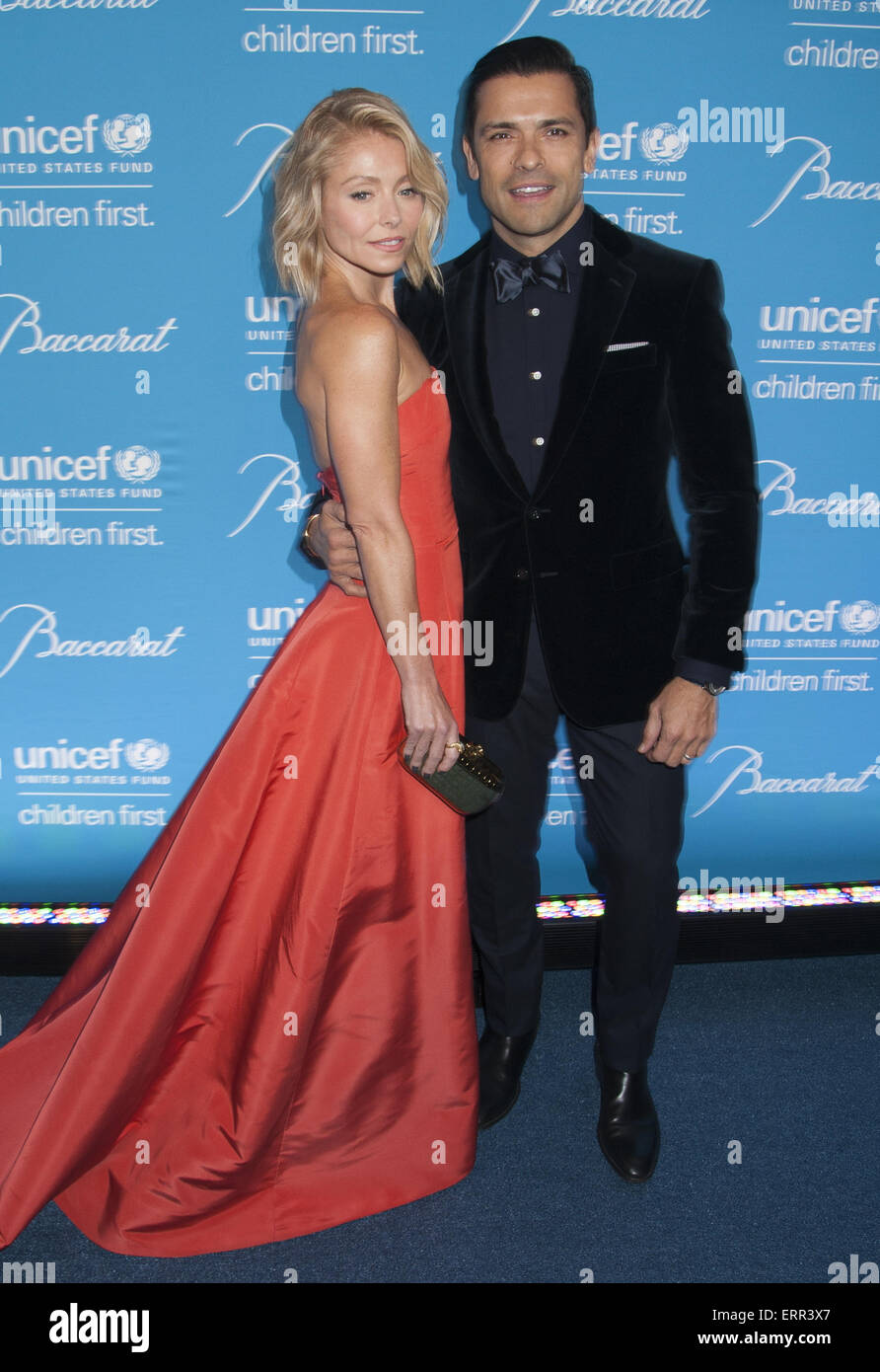 Unicef Snowflake Ball 2014 Featuring: Kelly Ripa,Mark Consuelos Where ...