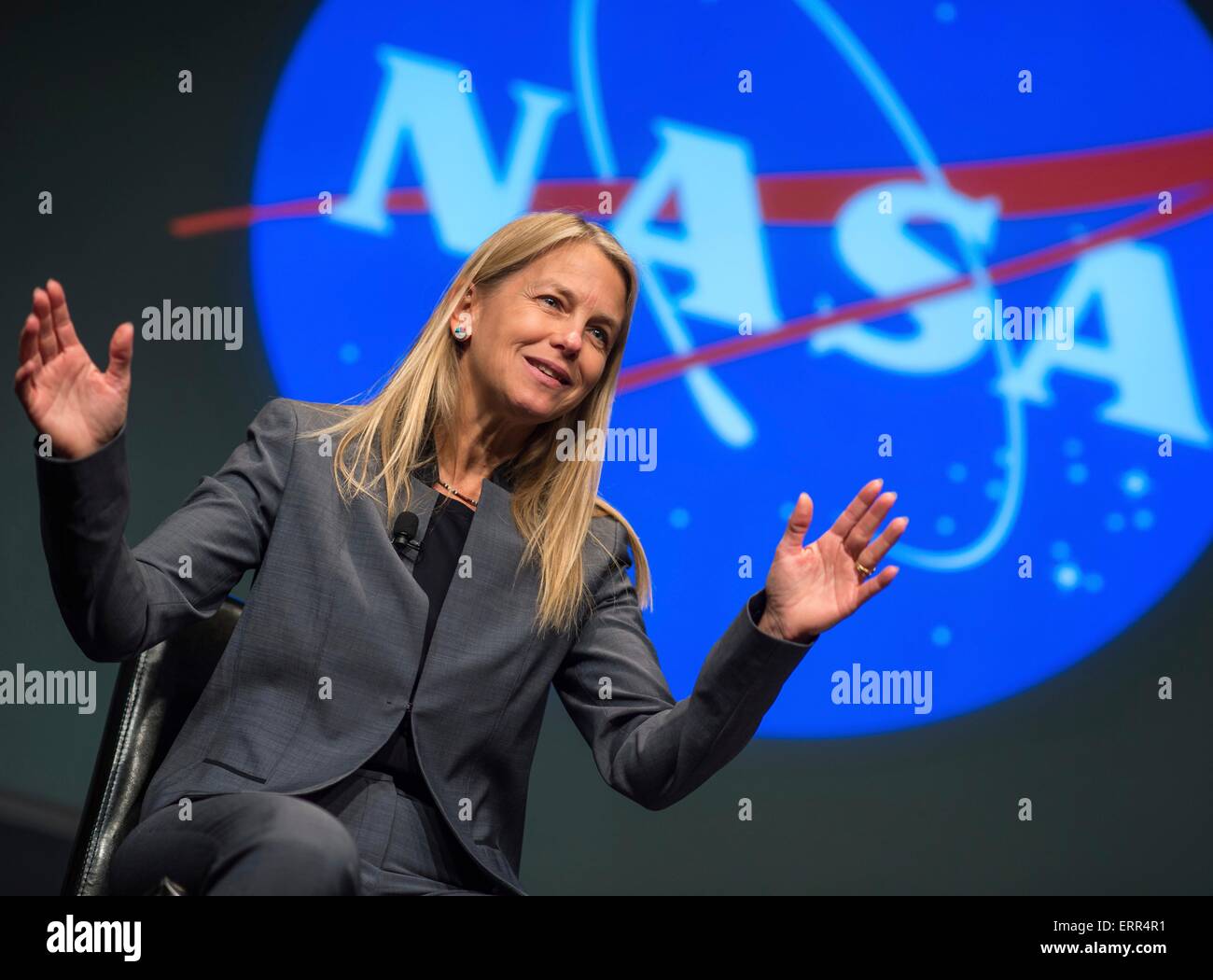 Portrait nasa logo hi-res stock photography and images - Alamy