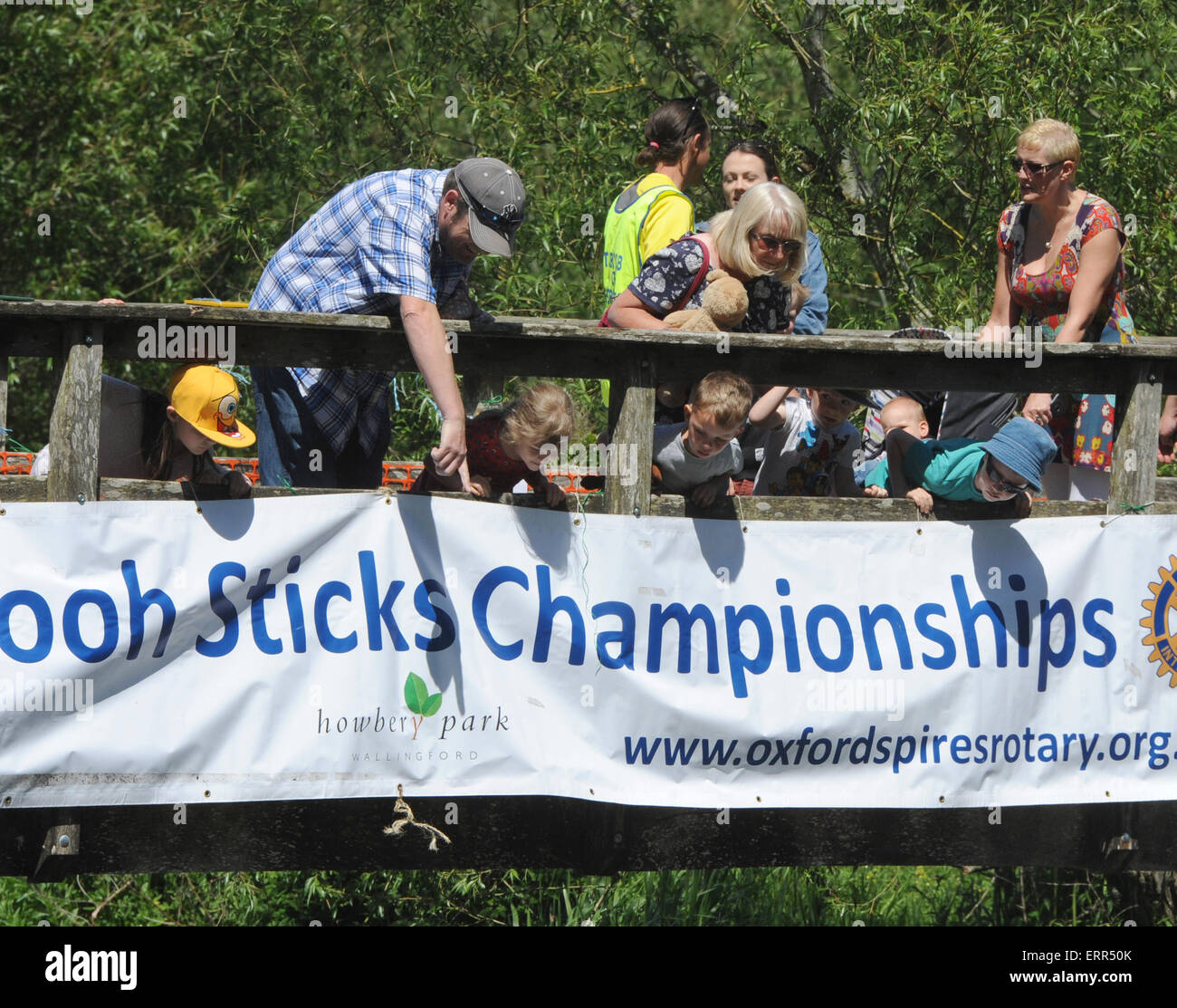 Witney world pooh sticks championships hi-res stock photography and ...