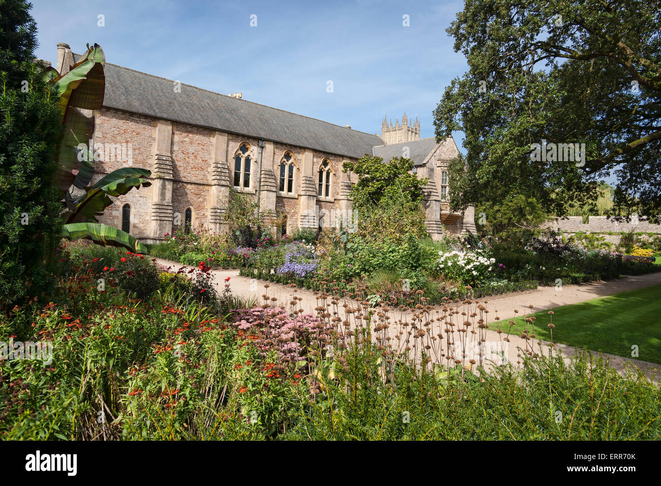 Medieval england architecture hi-res stock photography and images - Alamy