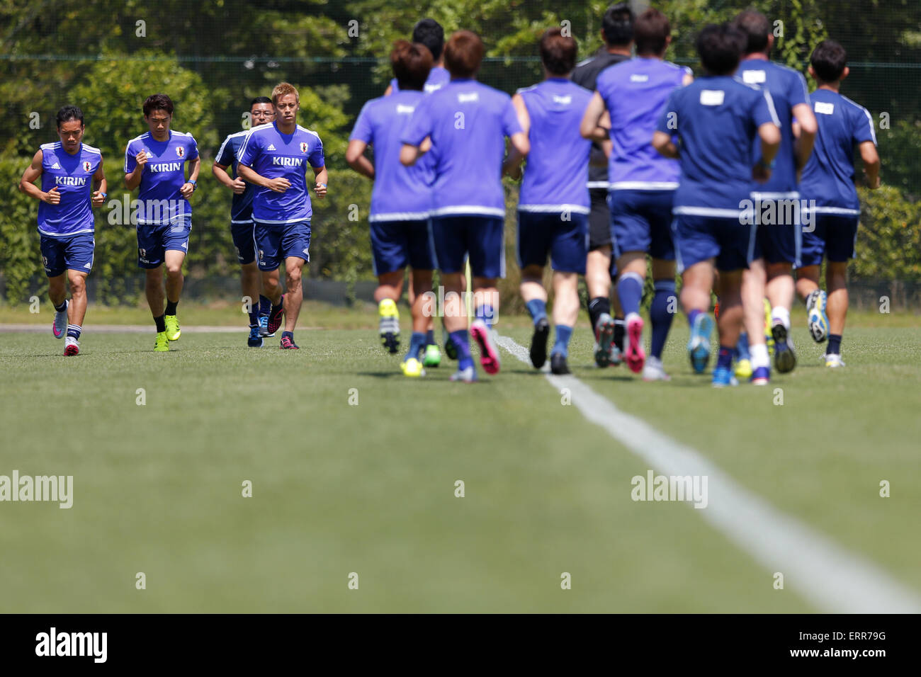 Akitsu Soccer Stadium, Chiba, Japan. 7th May, 2015. (L-R) Yuto Nagatomo ...