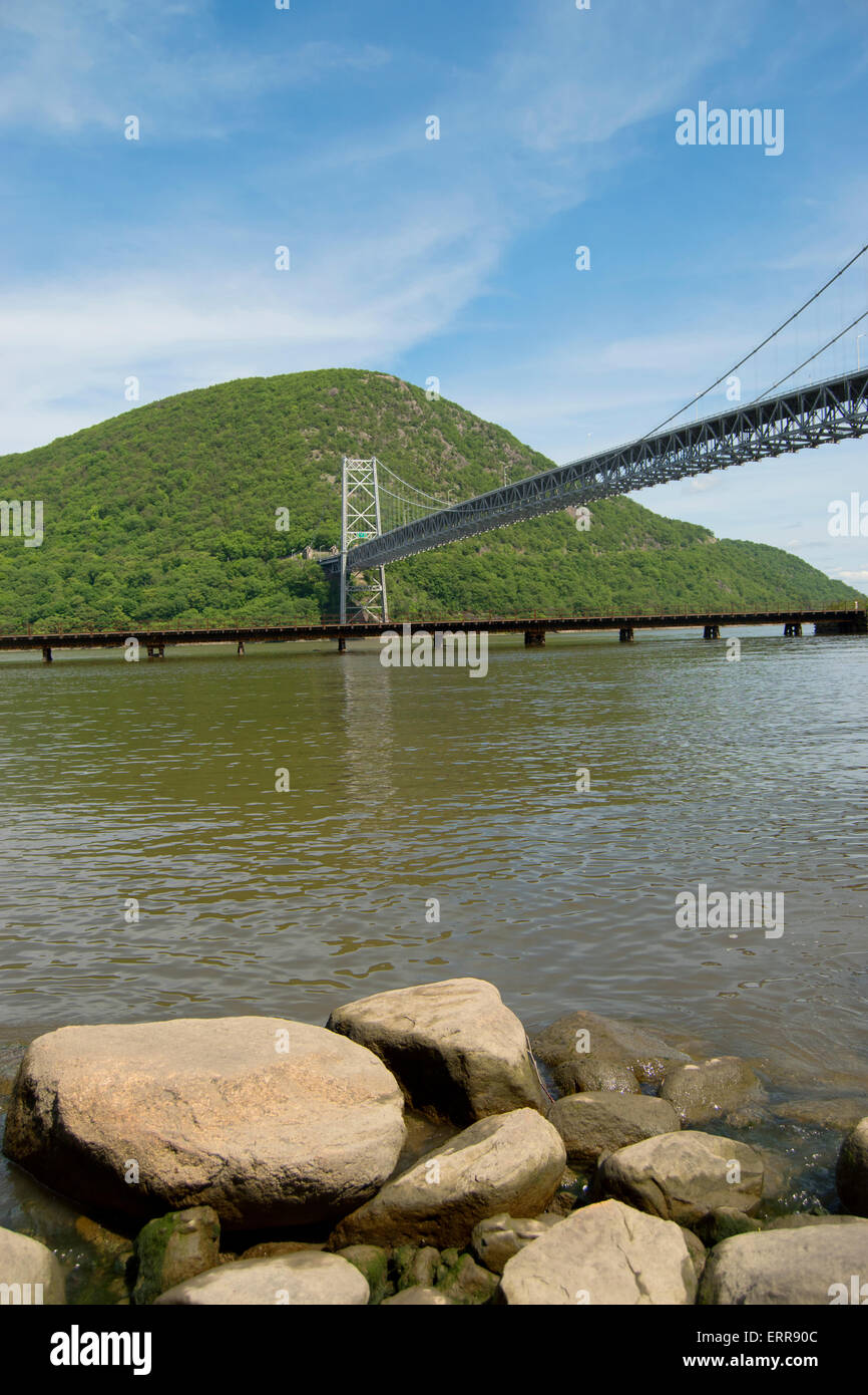 Bear Mountain Bridge with reflection on Hudson River, New York Stock ...
