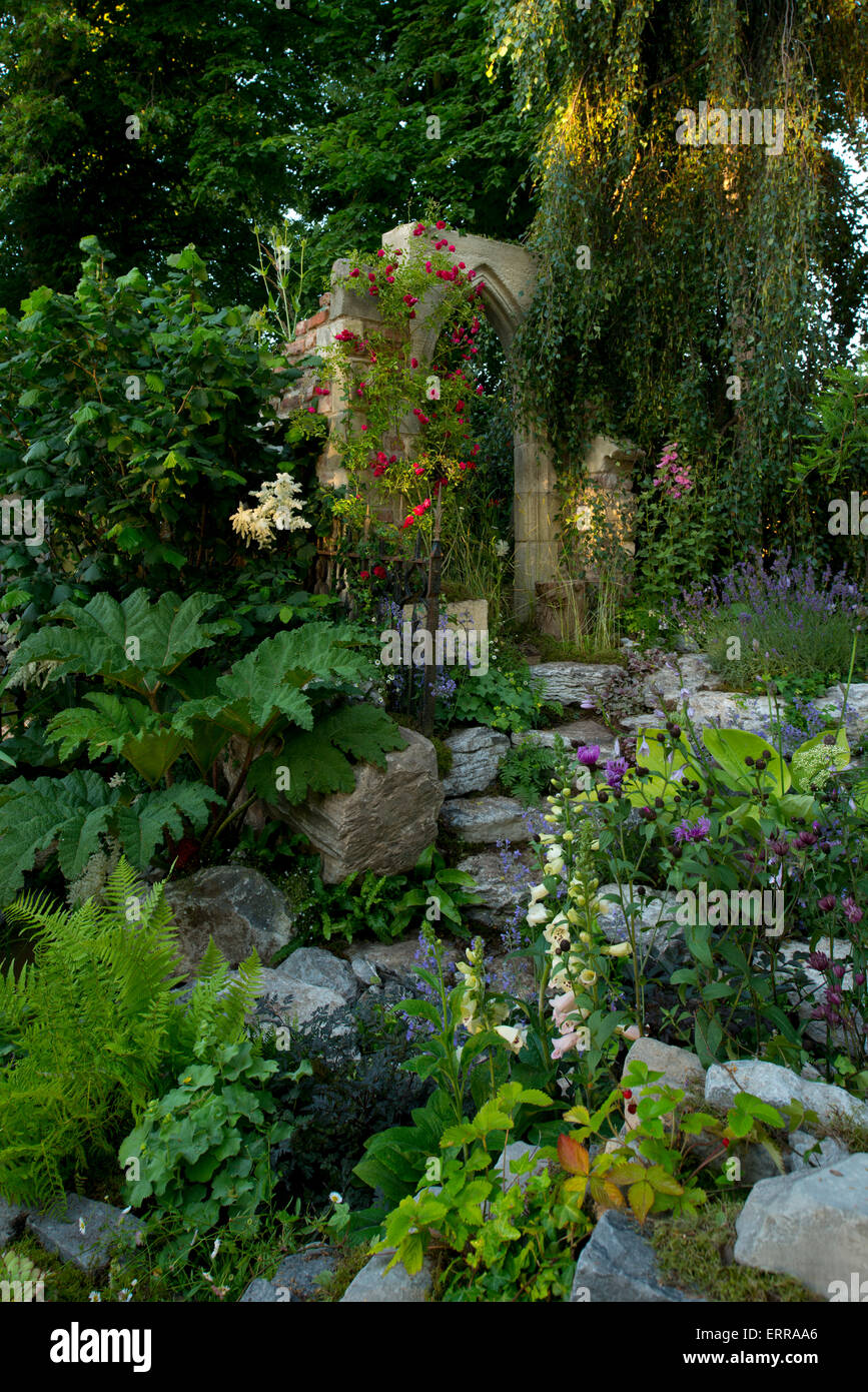 Garden folly hi-res stock photography and images - Alamy