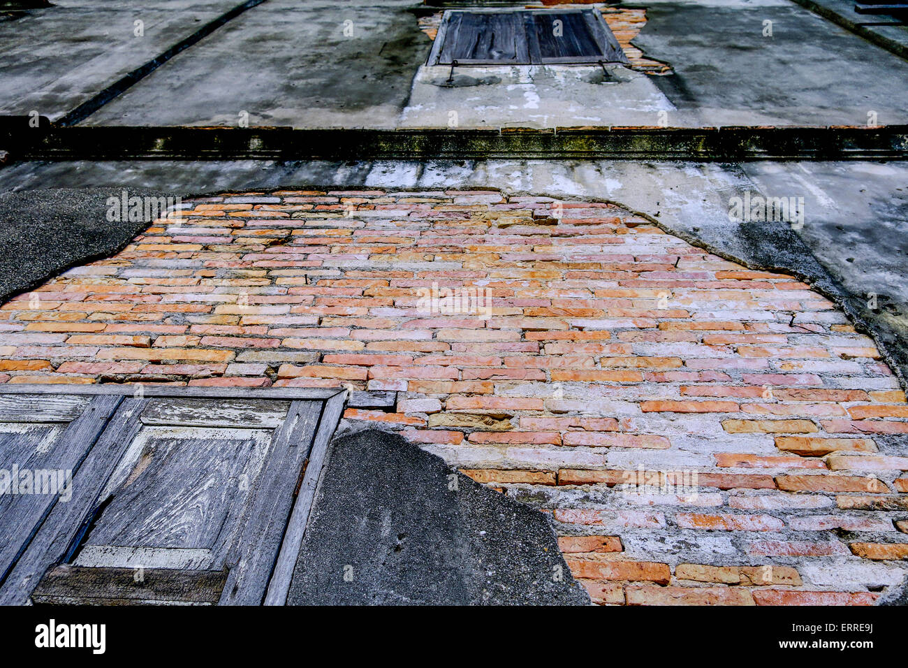 Artistically painted facade hi-res stock photography and images - Alamy