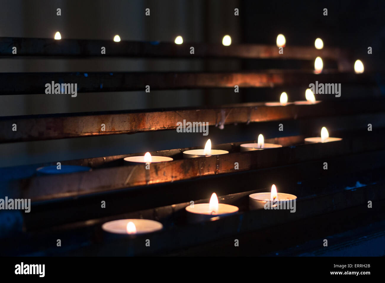 Offertory candles hi-res stock photography and images - Alamy