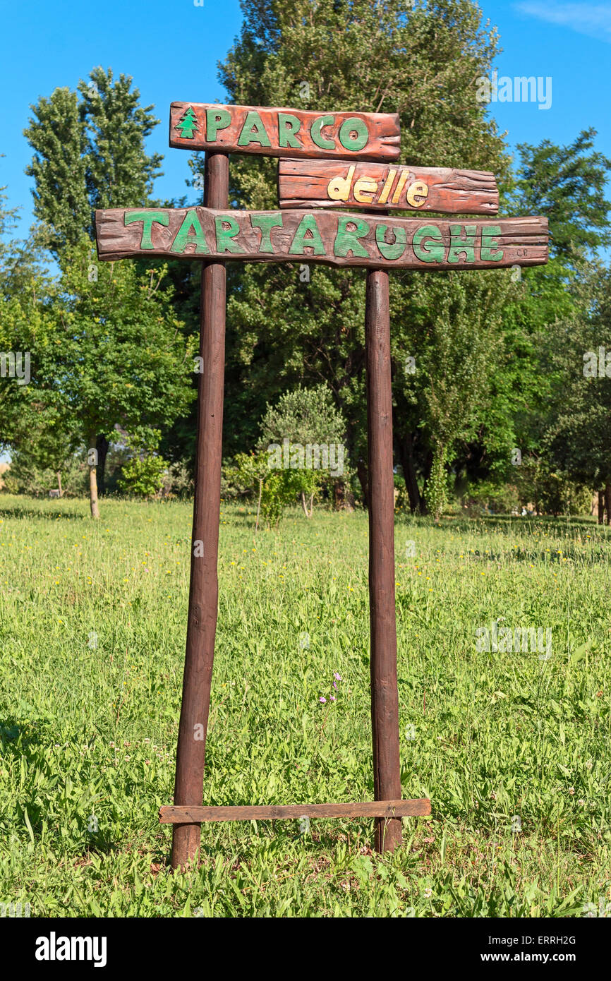 signboard wood of park Stock Photo - Alamy