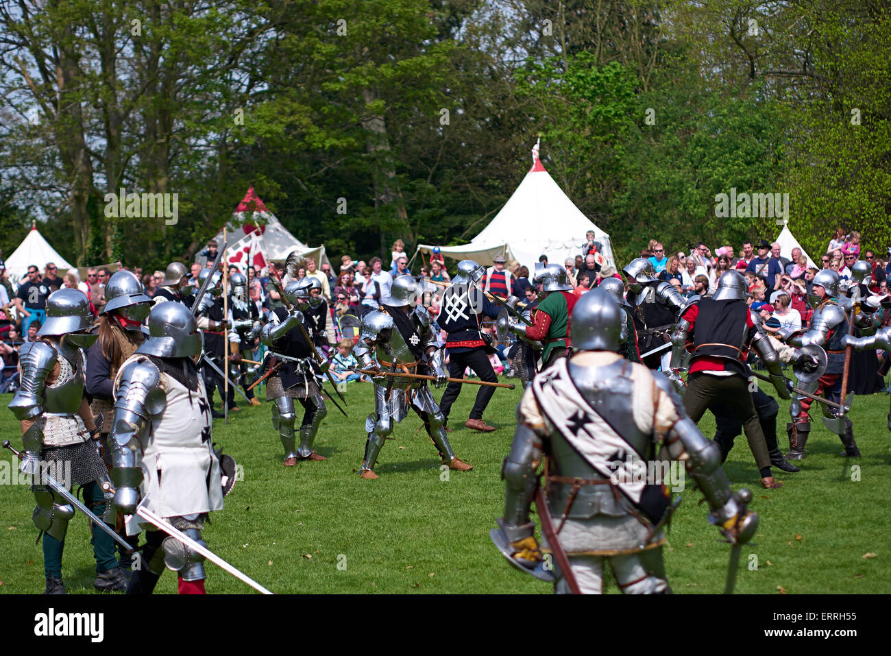 Medieval family fight hi-res stock photography and images - Alamy