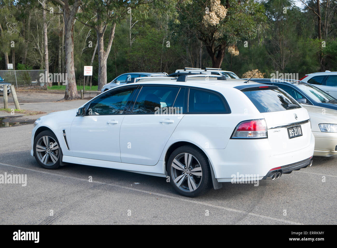 White holden commodore hi-res stock photography and images - Alamy