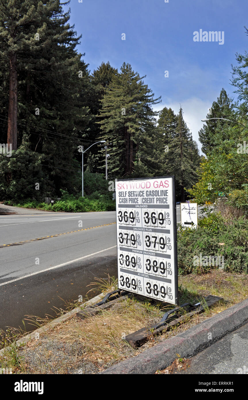 Woodside energy hi-res stock photography and images - Alamy