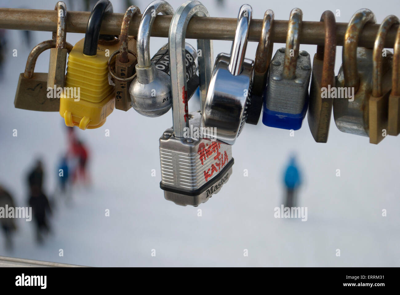 Love locks bridge hi-res stock photography and images - Alamy
