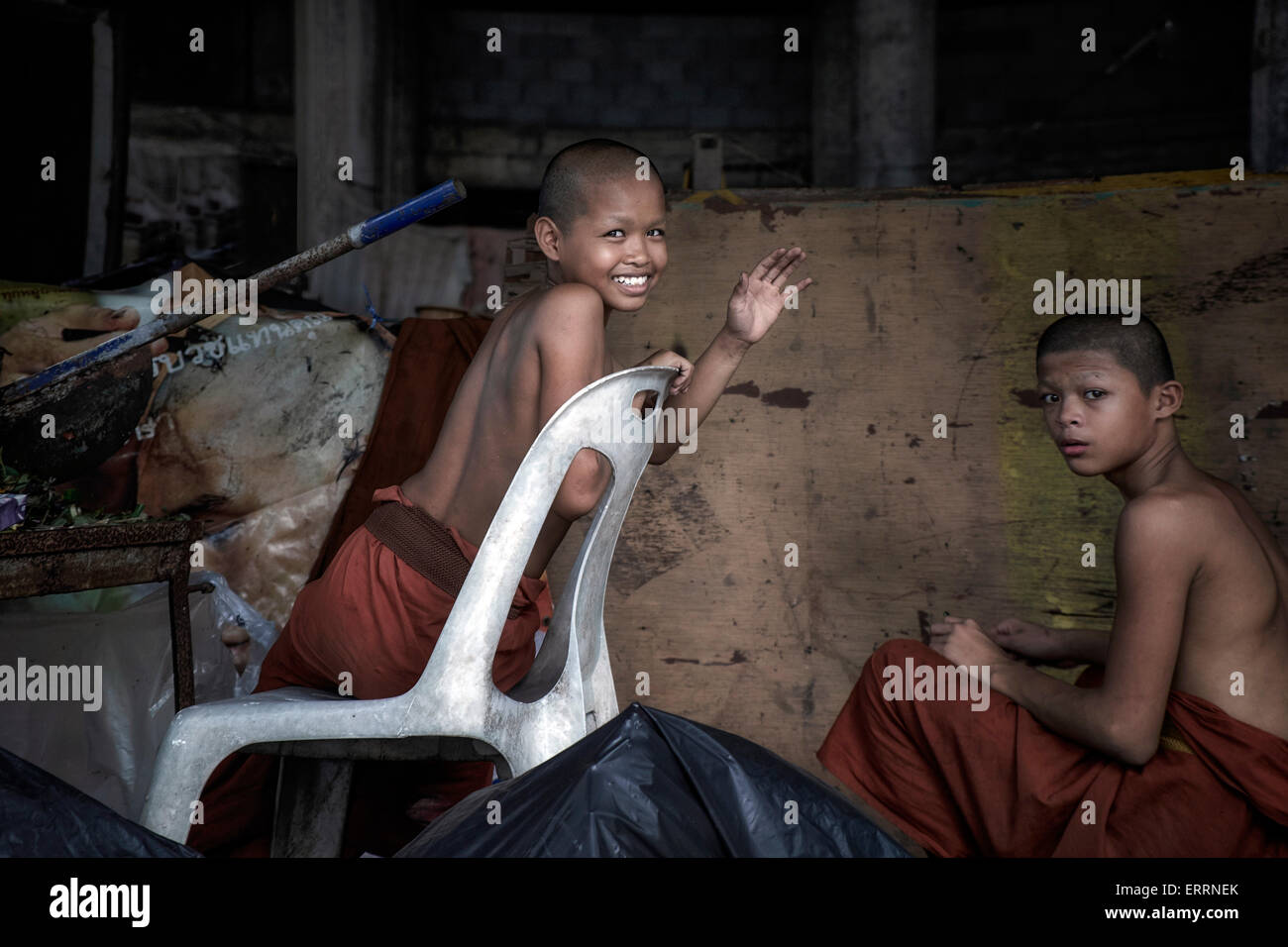 Monk boy hi-res stock photography and images - Alamy