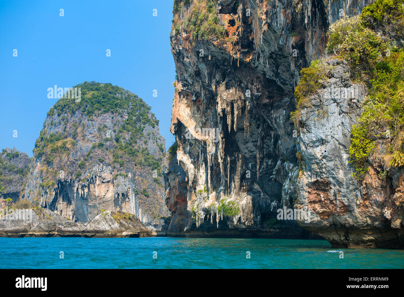 Cliff at the Railay peninsula in Krabi, Thailand Stock Photo - Alamy