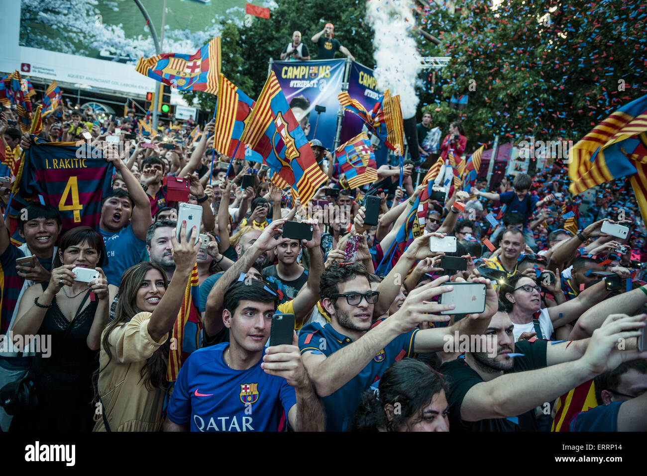 Barcelona, Catalonia, Spain. 7th June, 2015. Tens of thousands of ...