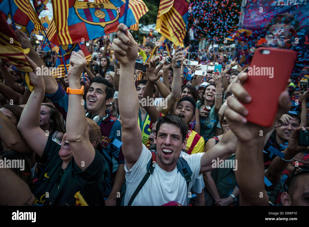 Barcelona, Catalonia, Spain. 7th June, 2015. Tens of thousands of ...