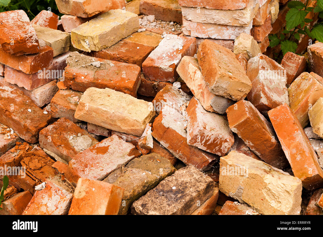 Red crushed brick hi-res stock photography and images - Alamy