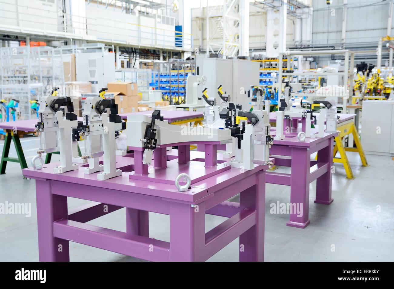 Manufacturing hall hi-res stock photography and images - Alamy