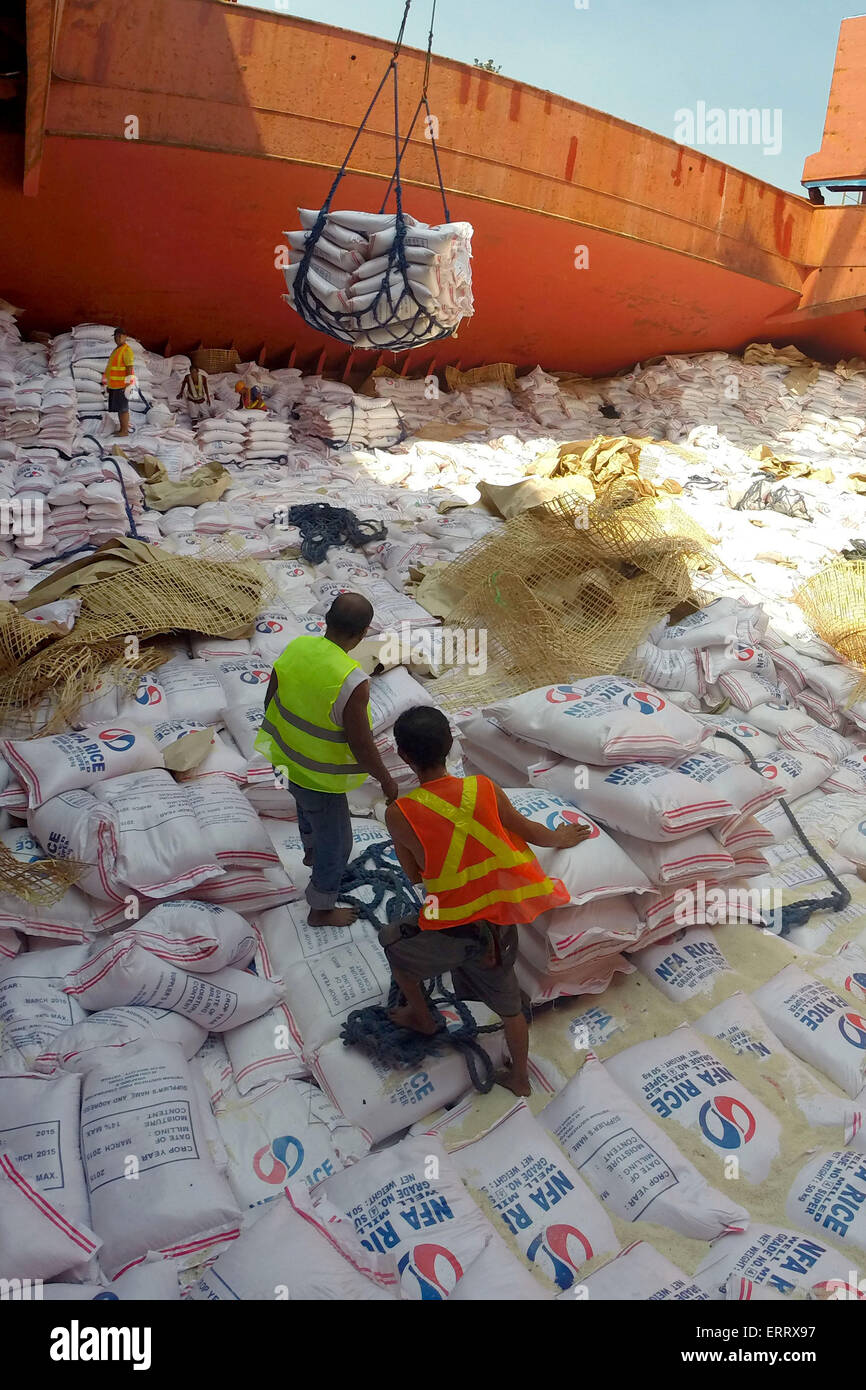 Imported rice hi-res stock photography and images - Alamy