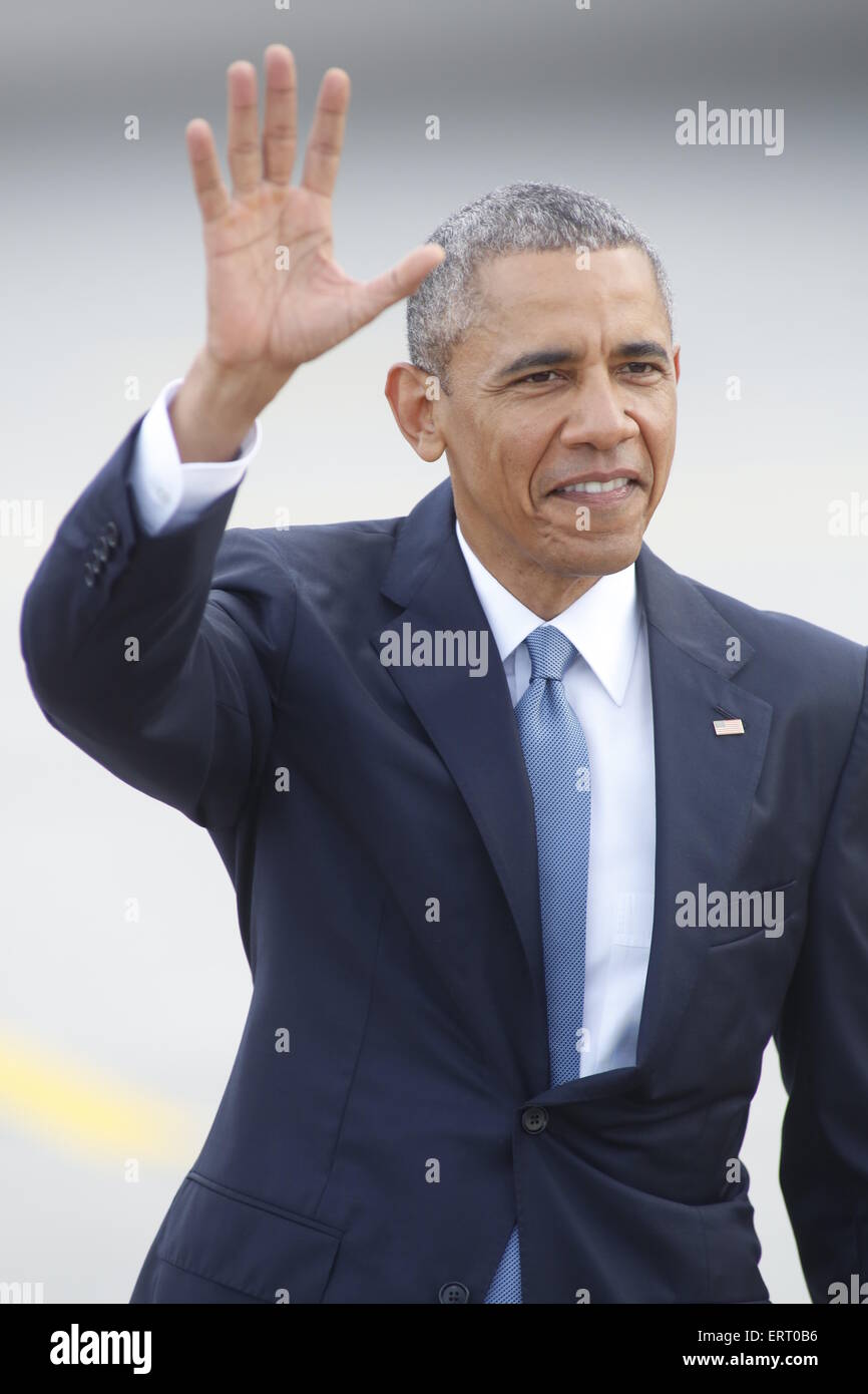 US president Barack Obama arrives to attend the G7 Summit at Elmau ...