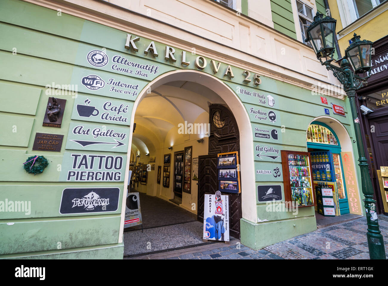 Prague bridge strolling hi-res stock photography and images - Alamy