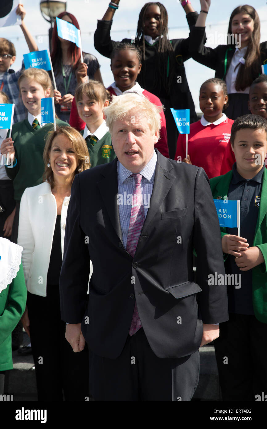 Boris johnson young at school hi-res stock photography and images - Alamy