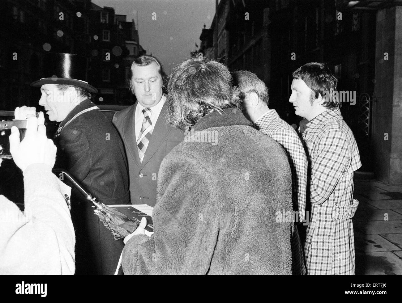 Frank Sinatra, in London for the European Leg of his farewell tour ...