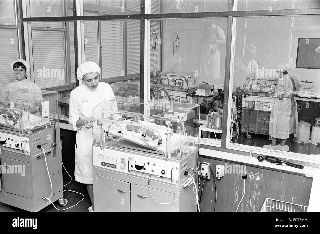 Photo-call for Thorns Sextuplets in Incubation Ward at Birmingham ...